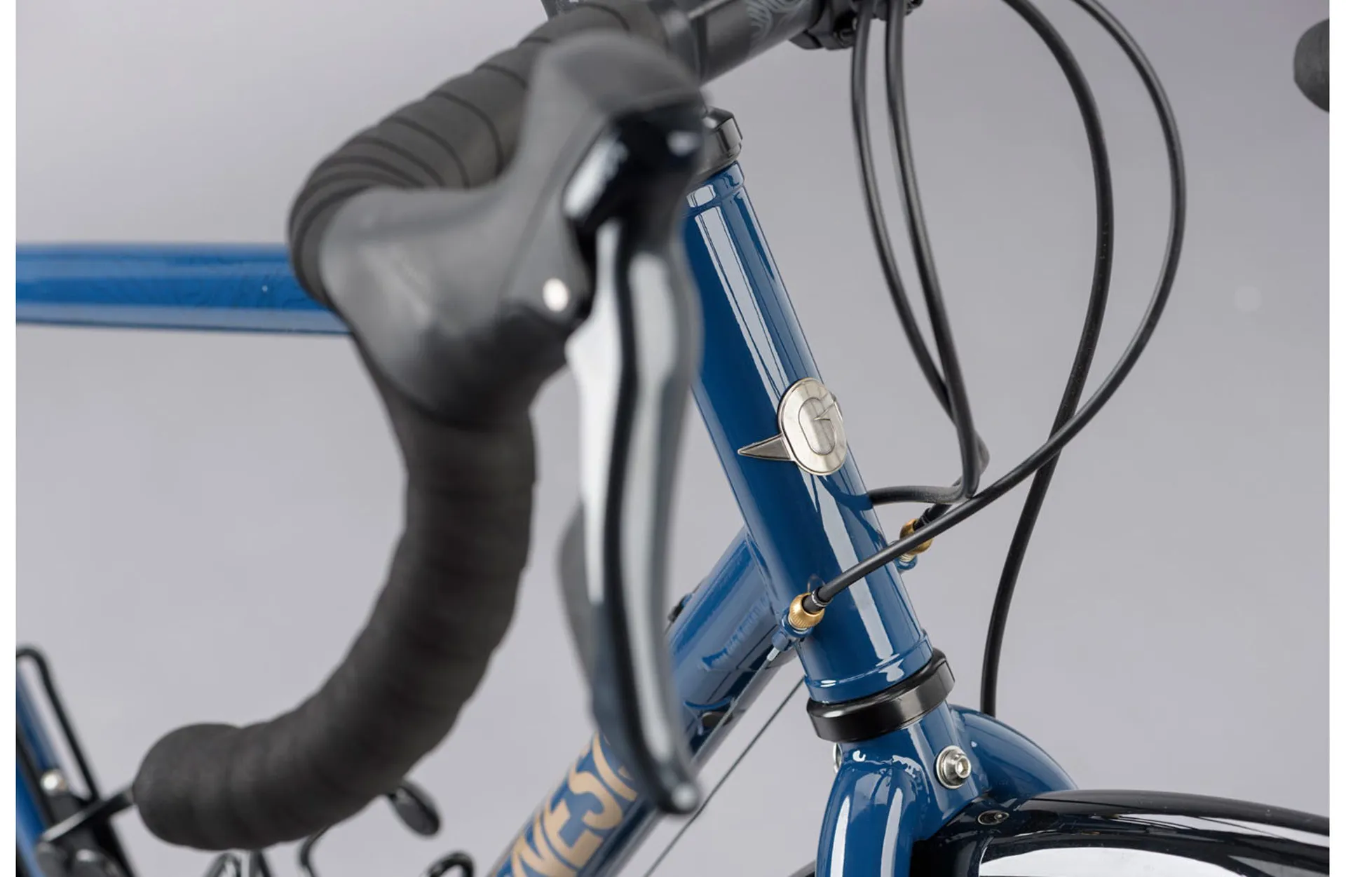 2021 Genesis Tour De Fer 10 Steel Touring Bike in Blue